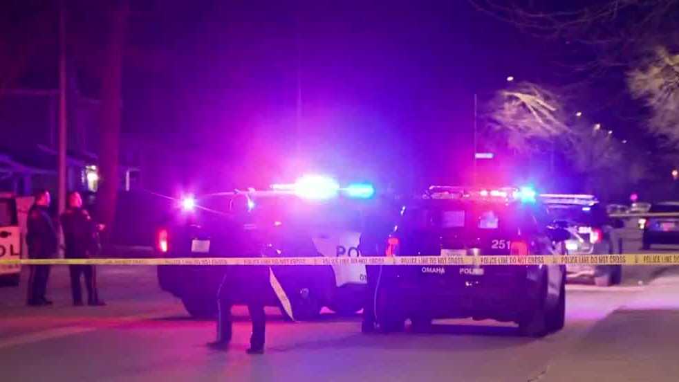 Omaha police arrest 1 man after shooting, barricade situation