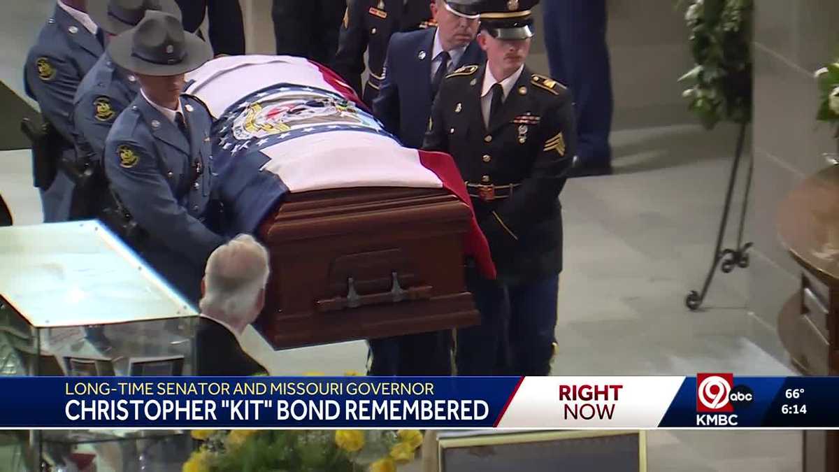 Hundreds honor former Missouri Gov. Kit Bond at state Capitol
