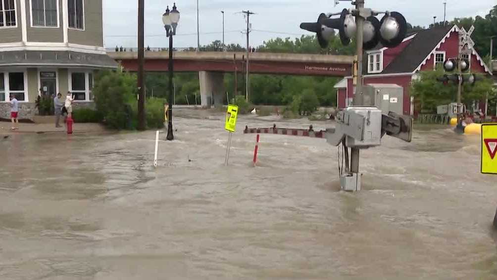 Heavy rainfall leads to massive flooding in Wauwatosa