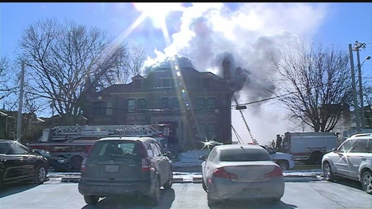Crews battle fire in Midtown