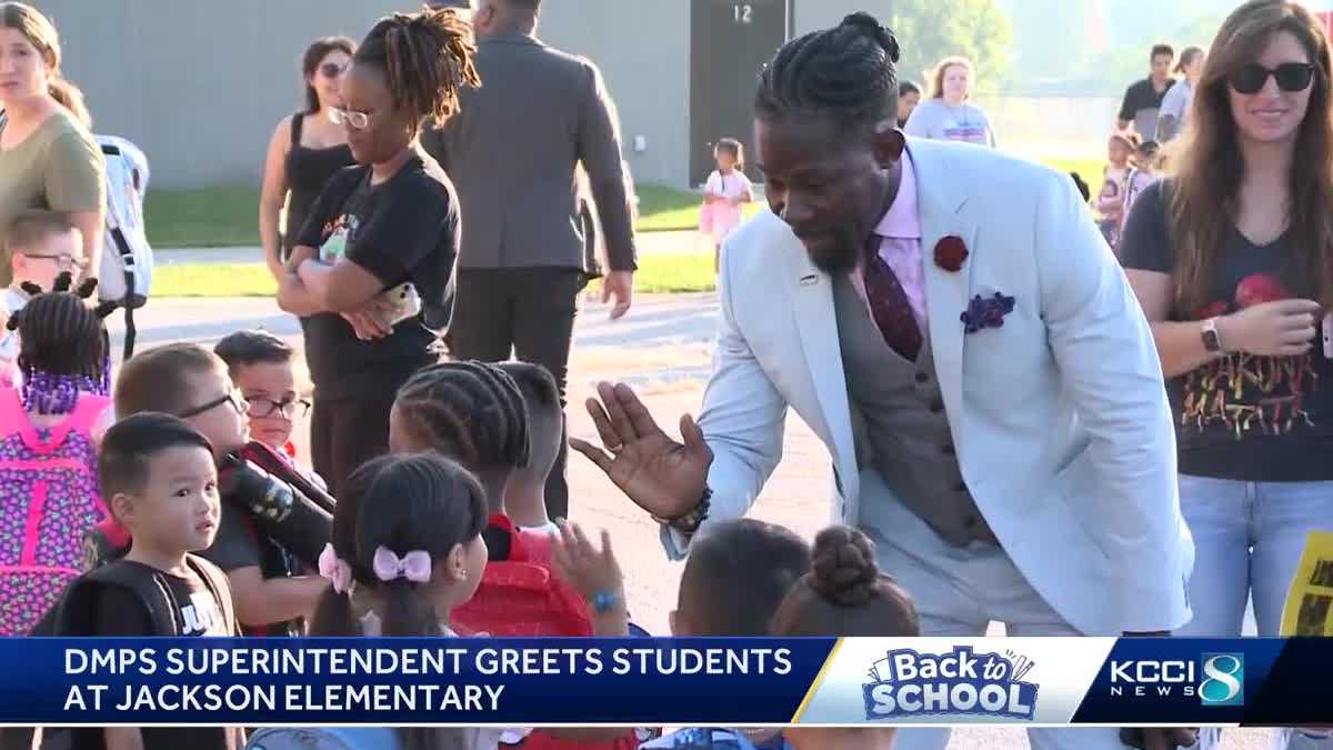 What you need to know on the first day of school for many Iowans