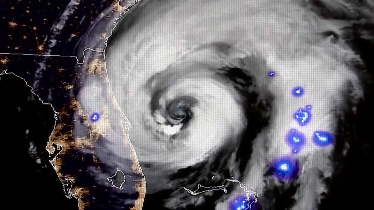 Why forward speed of hurricanes matters as much as intensity