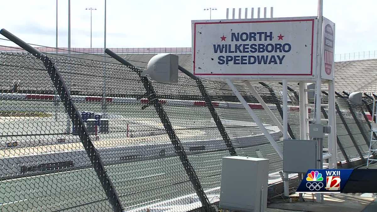 Pedestrian bridge installed ahead of NASCAR All-Star Race weekend at ...