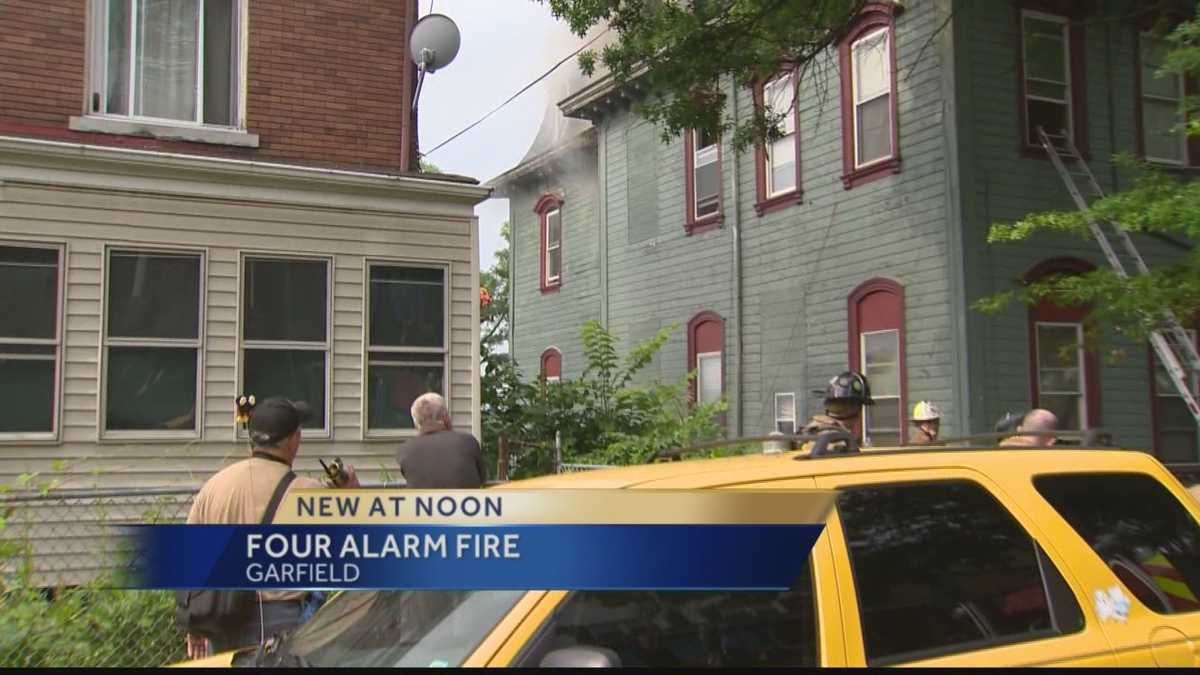 4-alarm fire sparks at Garfield apartment building