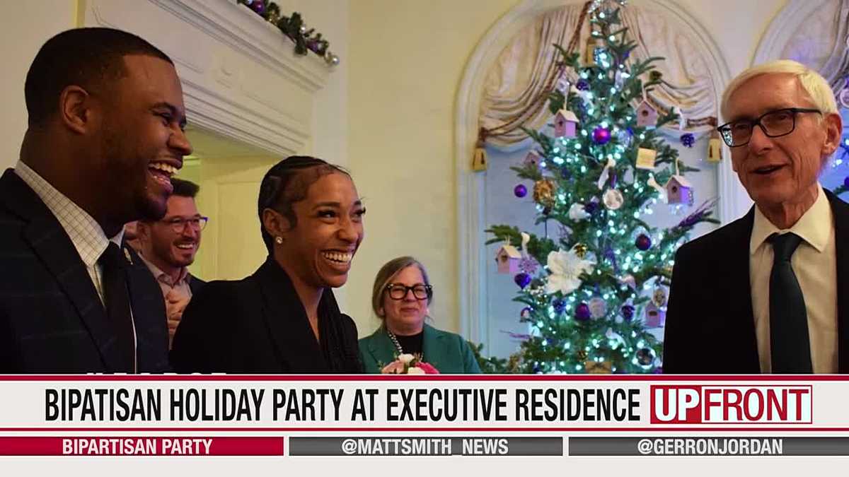 Bipartisan holiday party