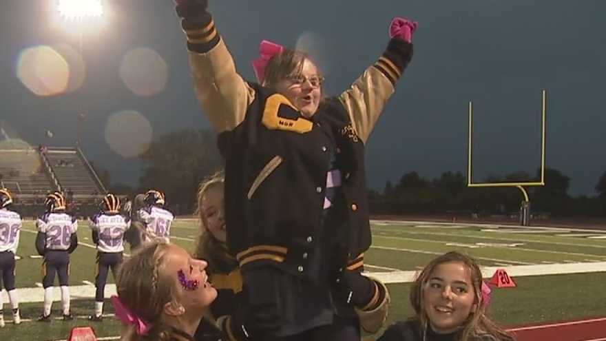 'Brightens everyone's day': Cheerleader with Down syndrome shows ...