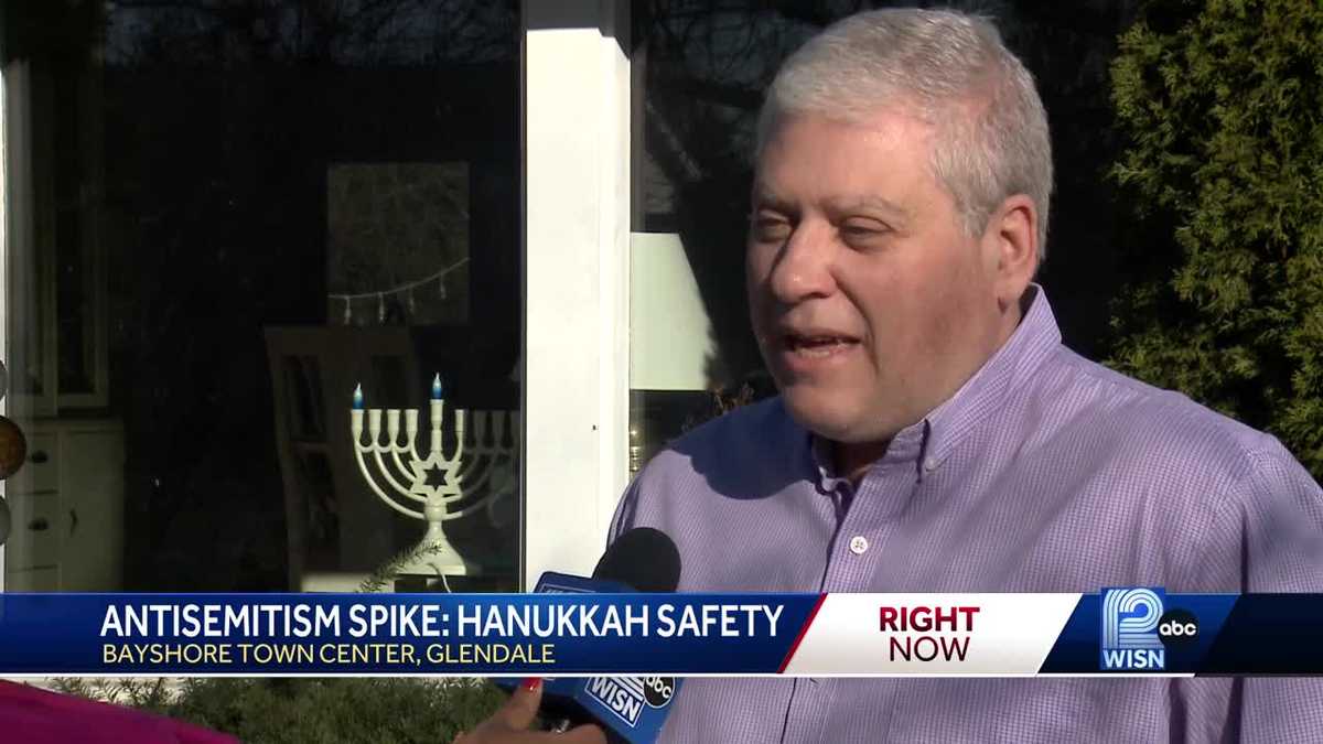 Milwaukee's Jewish community celebrates first night of Hanukkah