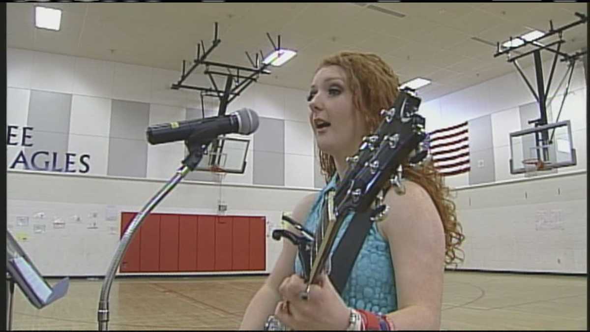 Maine singer-songwriter spreads anti-bullying message