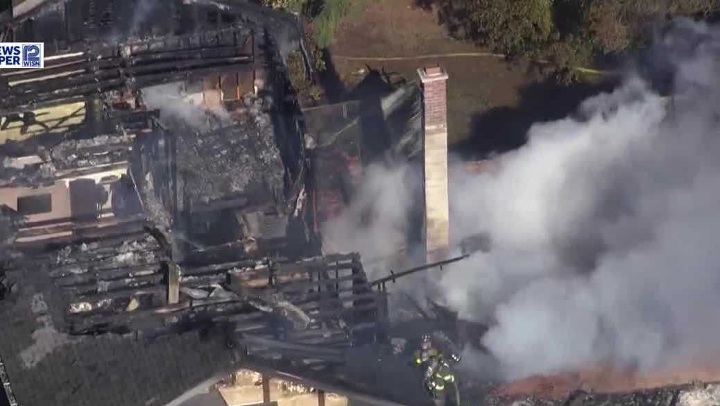 Fire consumes Pewaukee house