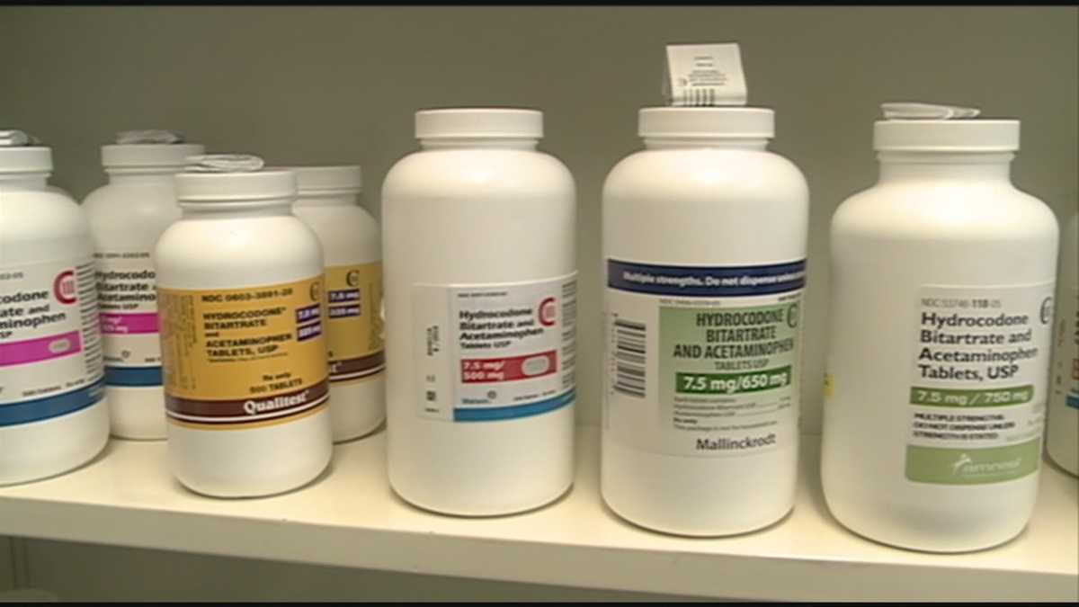 Nurse accused of stealing drugs from patients