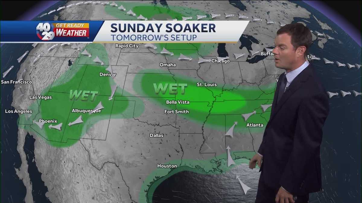 FORECAST: Sprinkles Tonight, Heavier Rain Sunday