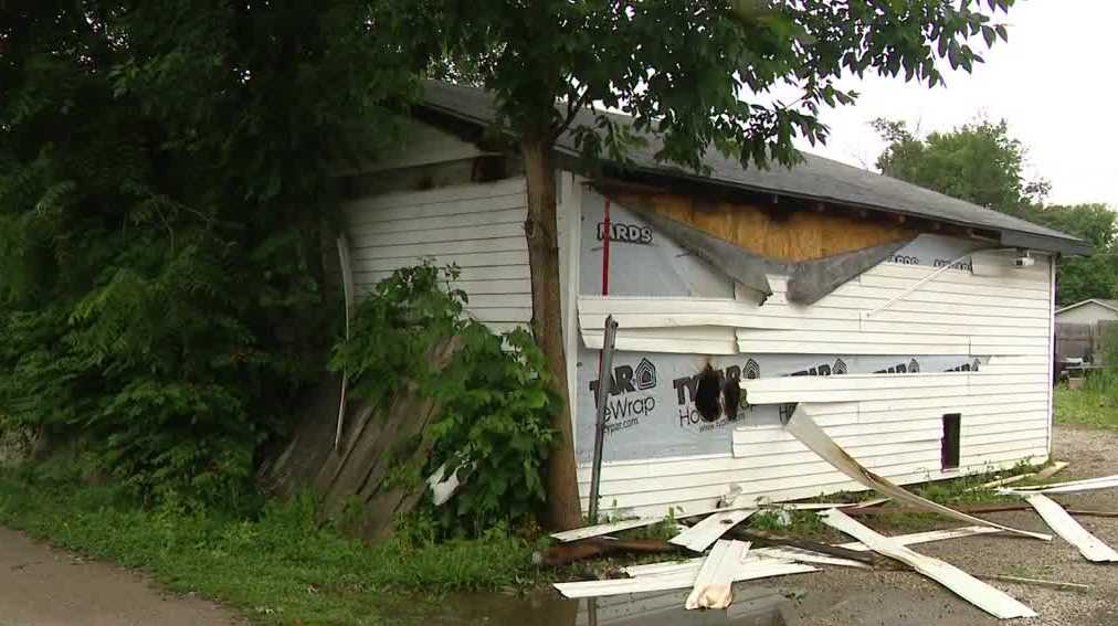 Des Moines fire: One injured in garage fire near Iowa State Fairgrounds