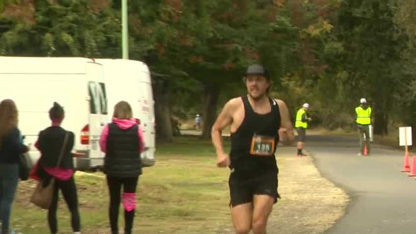 1,500 runners come out for the 8th annual Run The Parkway