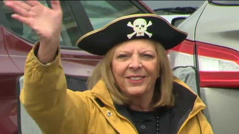 Pirates Opening Day provides excitement for Andrew McCutchen's homecoming Pirates Opening Day provides excitement for Andrew McCutchen's homecoming