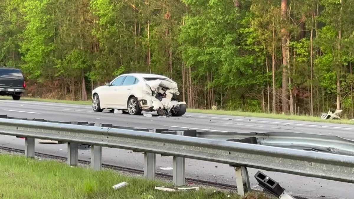 Mother, 4 children killed in crash along Georgia interstate