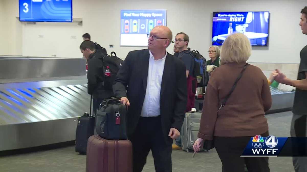 9,000 sets of feet walk through GSP Airport Thursday