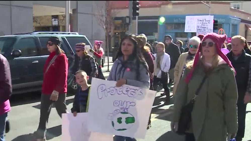 Thousands show up for women's rights rally and march