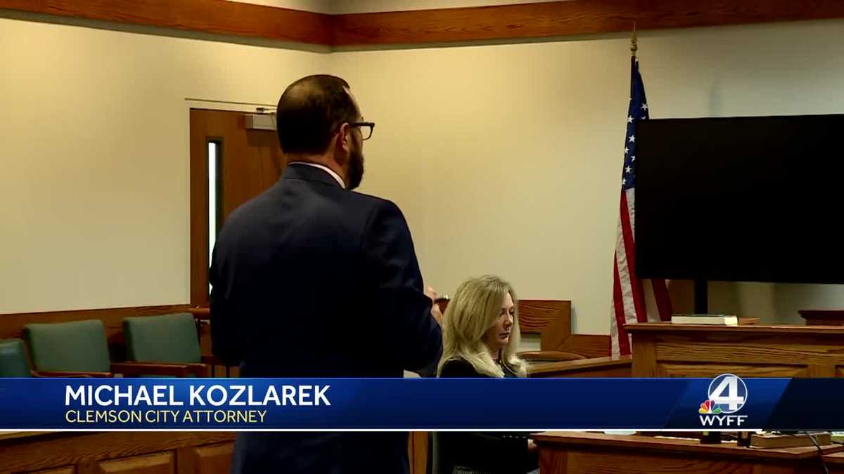 South Carolina: Judge hears arguments over lawsuit against Clemson