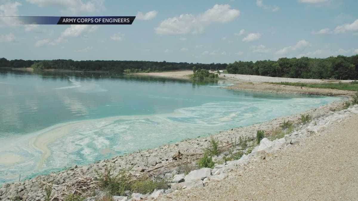 Heavy appearance of algae keeps people off water