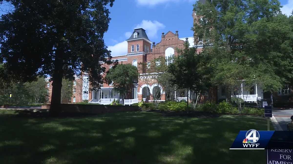 Converse college celebrates courage