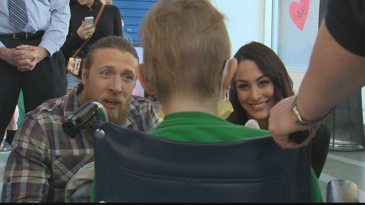 WWE stars meet fans at Children's Hospital