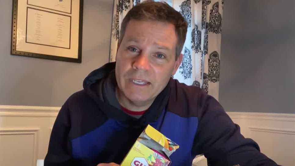 Sean McDonald shows what he eats while training for marathon