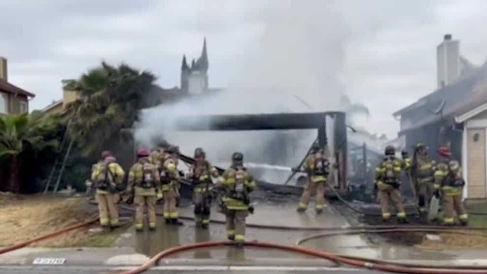 Fire that damaged two Antelope homes being investigated as arson