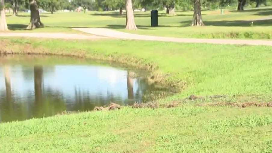 New Orleans police: body found near golf course