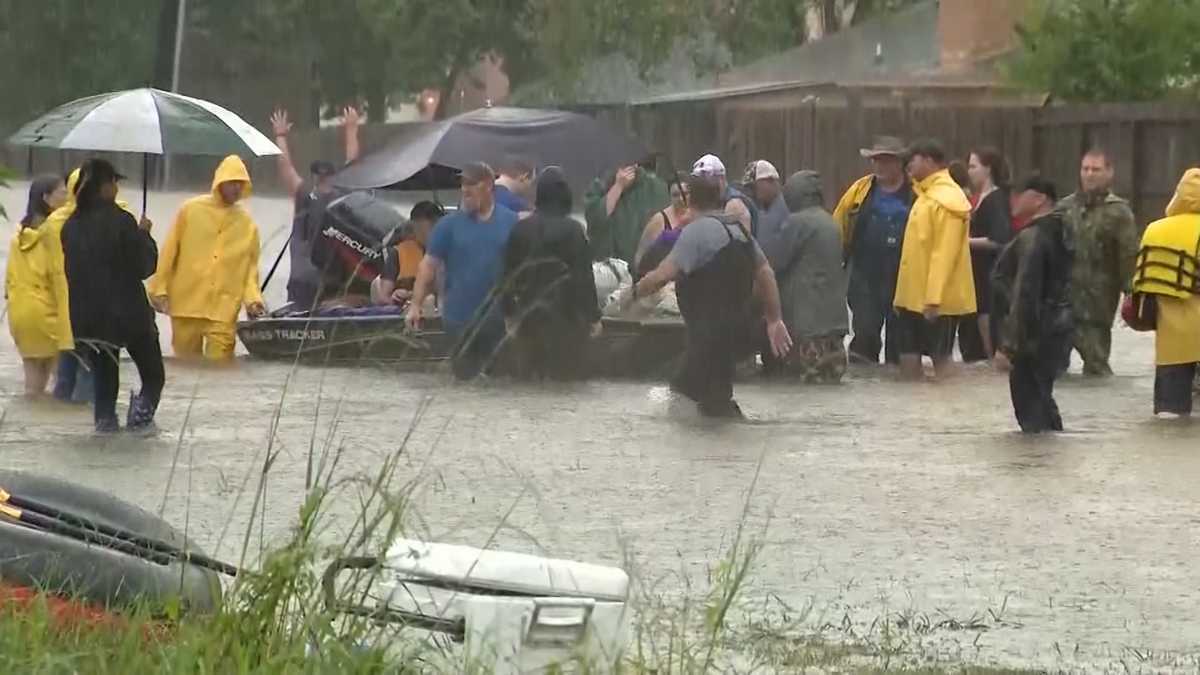 Walker: Wisconsin again stands ready to help hurricane evacuees