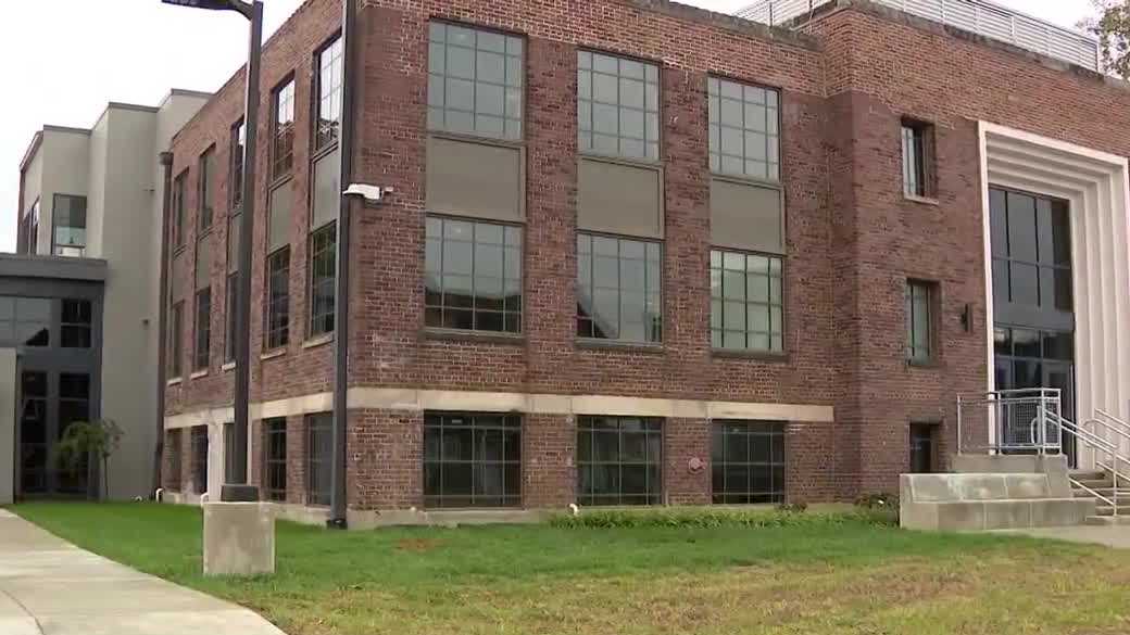 Russell neighborhood celebrates opening of Baxter Community Center