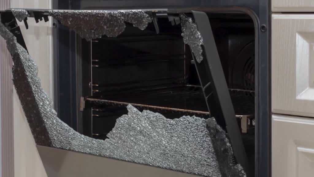 Exploding oven doors and what to watch out for | Consumer Reports