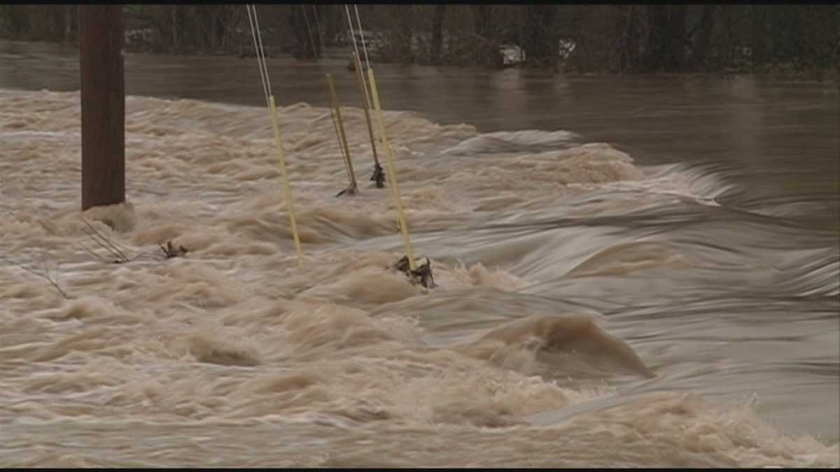 Heavy rain causes flooding, road closures in southern Indiana