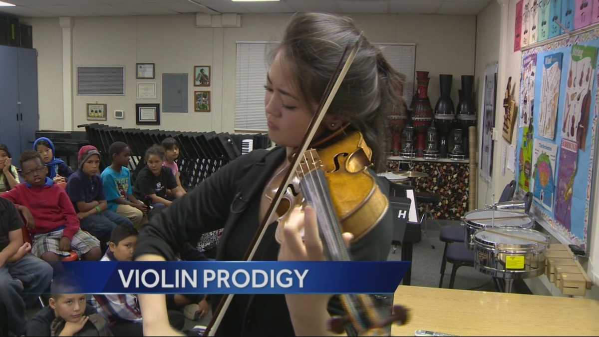 Violinist Simone Porter inspires elementary school students