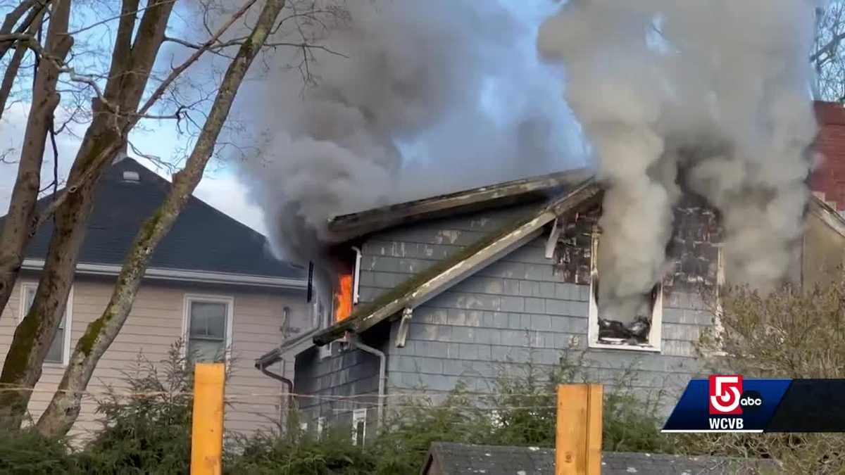 Good Samaritan spots fire, pulls woman out of burning Beverly ...