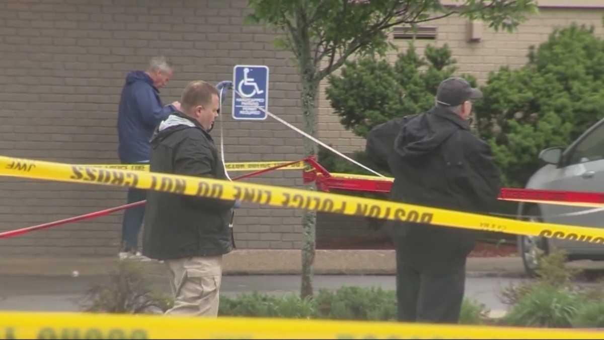 Video shows Rahim move toward police before shooting