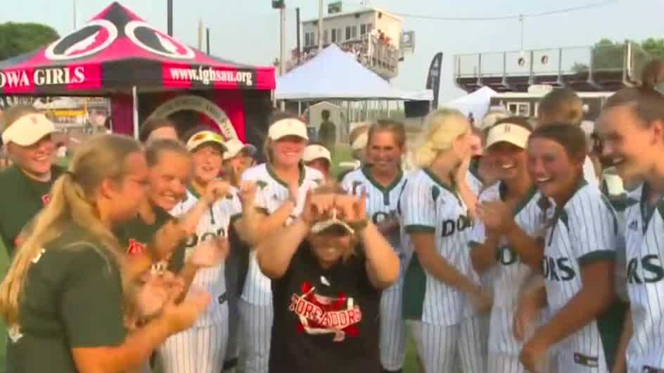Central Iowa softball teams punch ticket to Finals