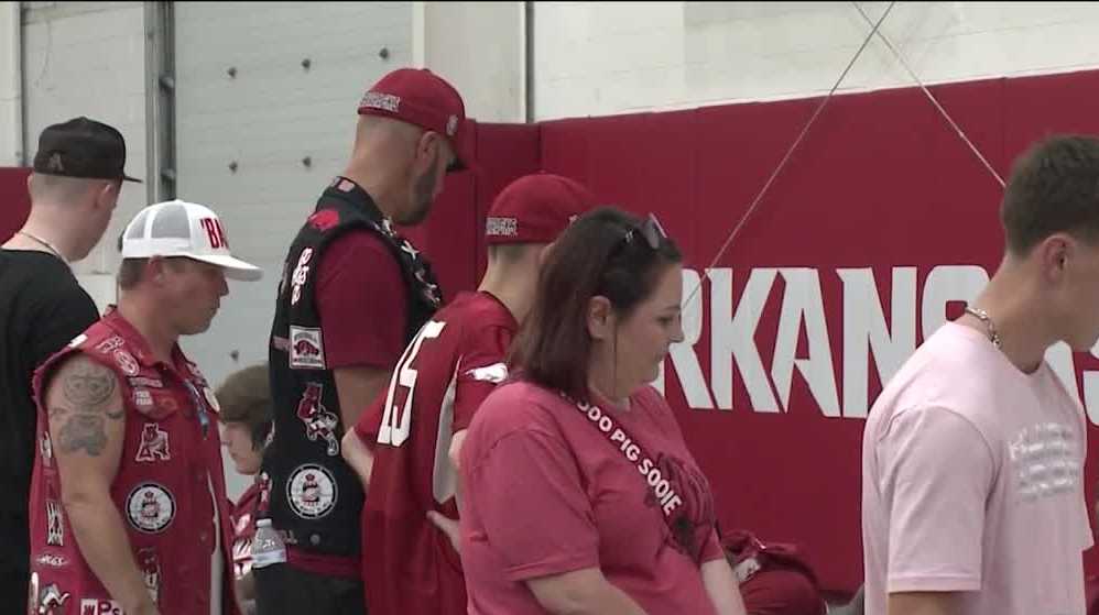 'Woo Pig Sooie': Fan day offers early taste of Razorback football