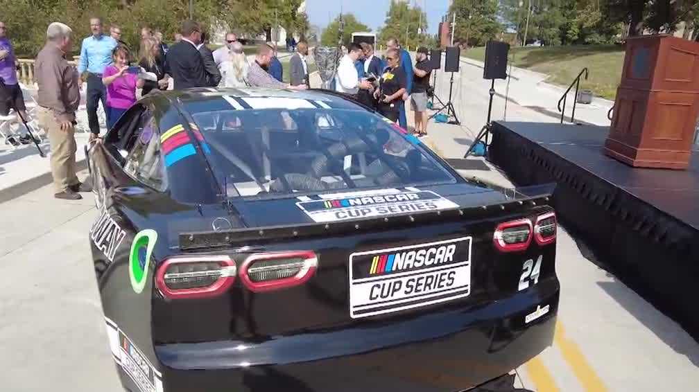 It's official: NASCAR Cup Series race coming to Iowa Speedway in 2024