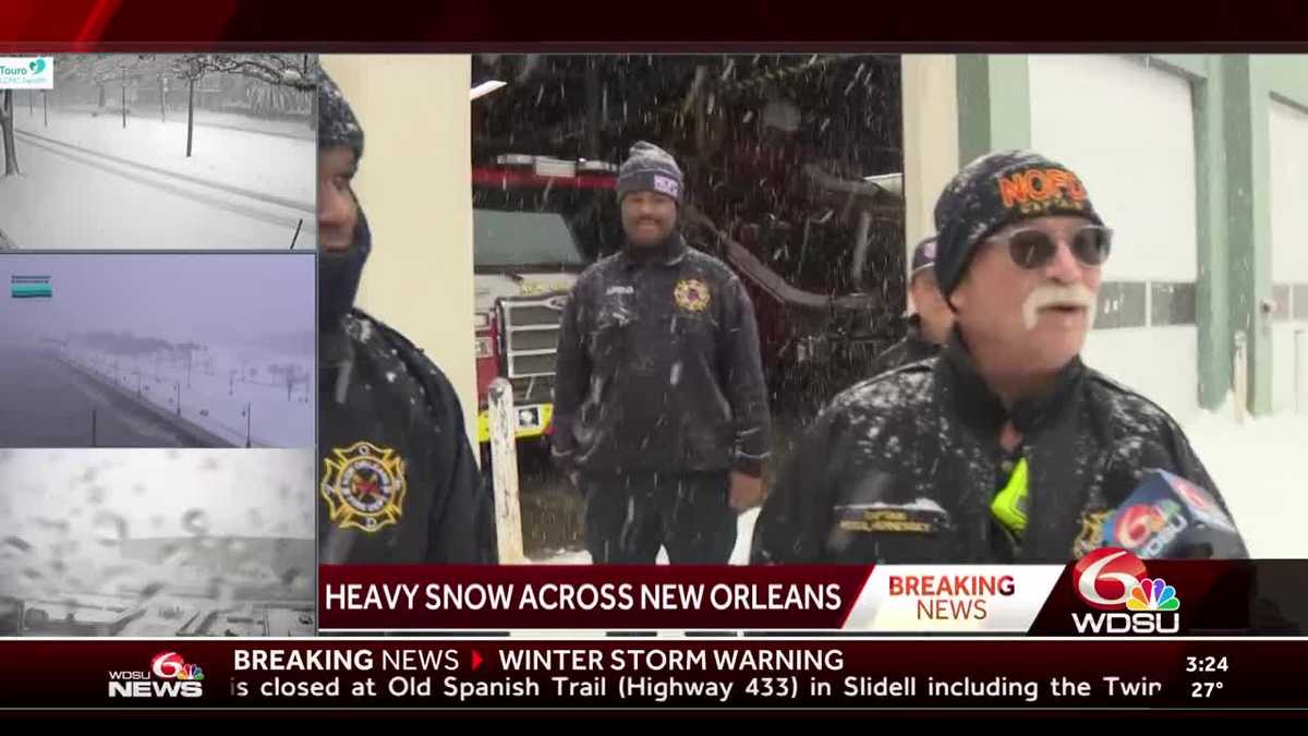 New Orleans firefighter builds snowman