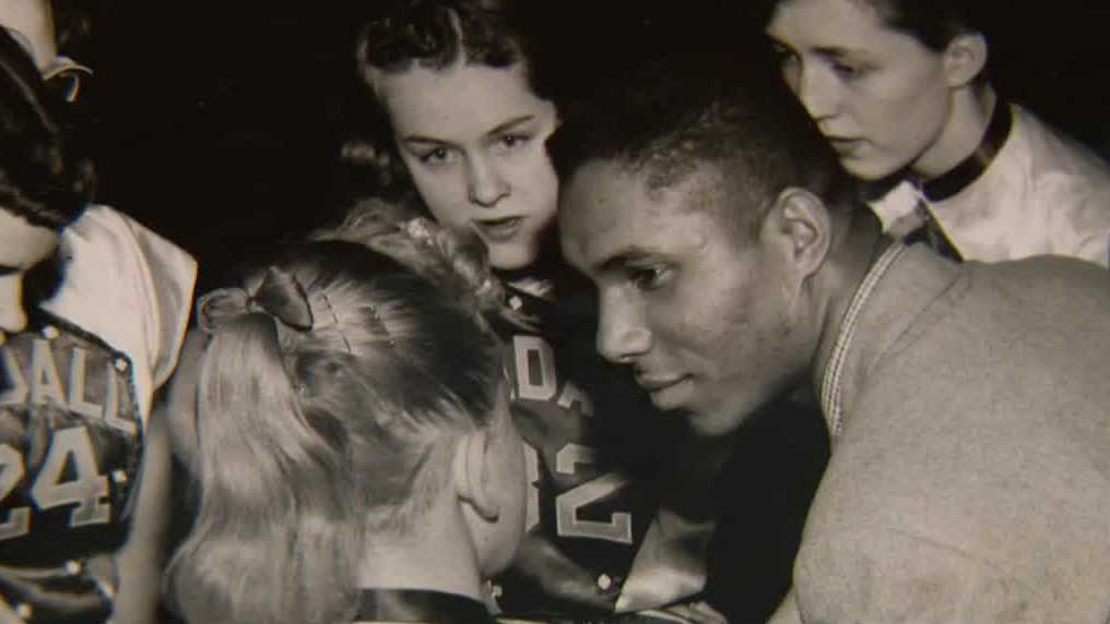 Don Graves broke color barrier as Iowa's first Black high school coach