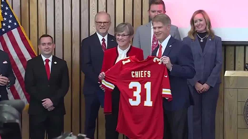 Chiefs stadium deal takes center stage in Kelly’s final State of the State