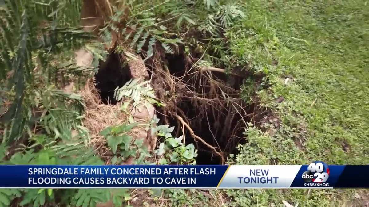 Ground gives way to 80-foot deep hole in Springdale