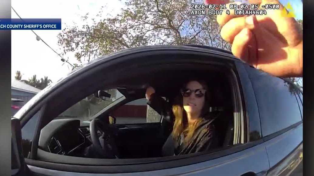 Florida woman accused of texting while driving without right hand