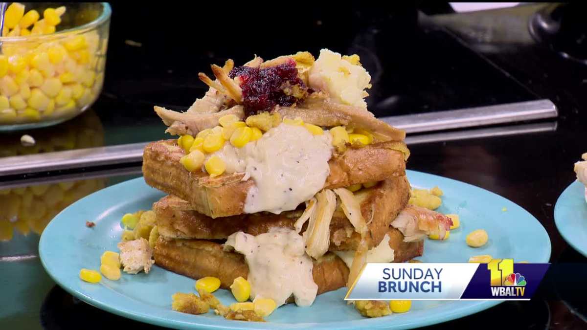 Blue Moon Café shows off Thanksgiving specials