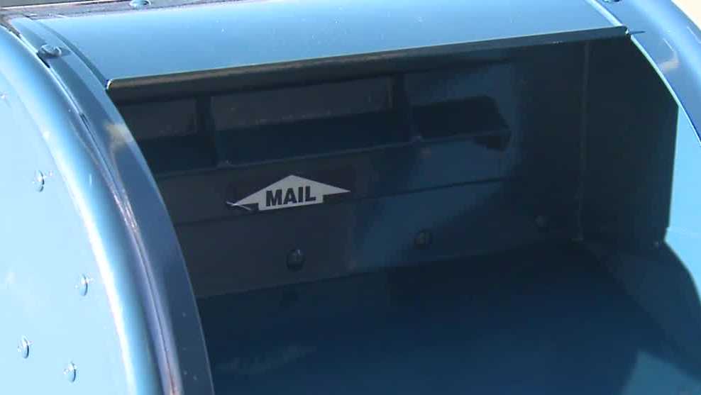 U.S. Postal Service switching out 'arrow keys' for electronic locks