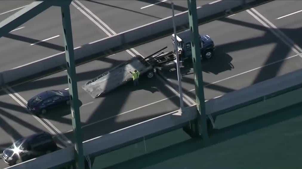 Man shot by police on I-95 bridge; 8-year-old found dead in car