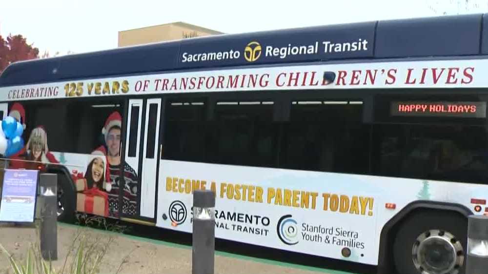 SacRT unveils 2025 holiday bus, offering free rides, support for foster ...