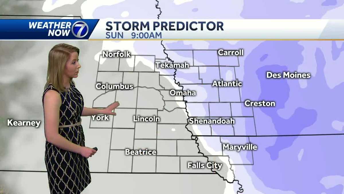 Snow with patchy freezing drizzle Sunday morning