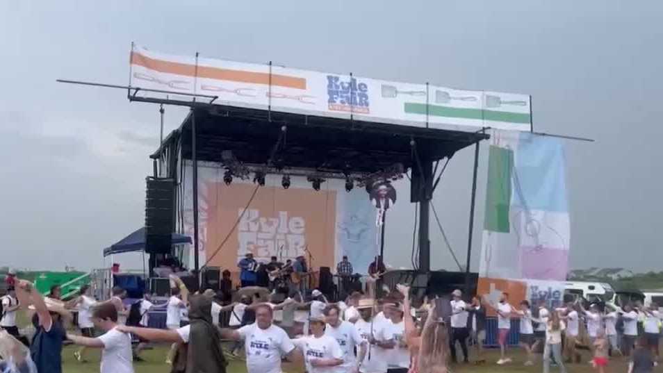 Thousands of Kyles head to Kyle, Texas, for 'Kyle Fair'