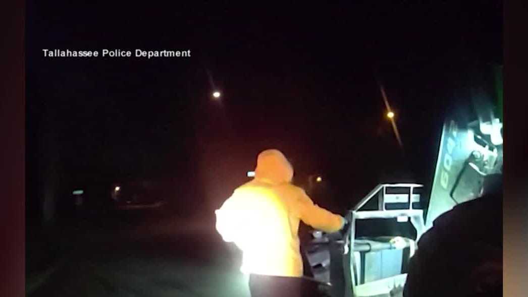 Florida man arrested after stealing forklift and ATM